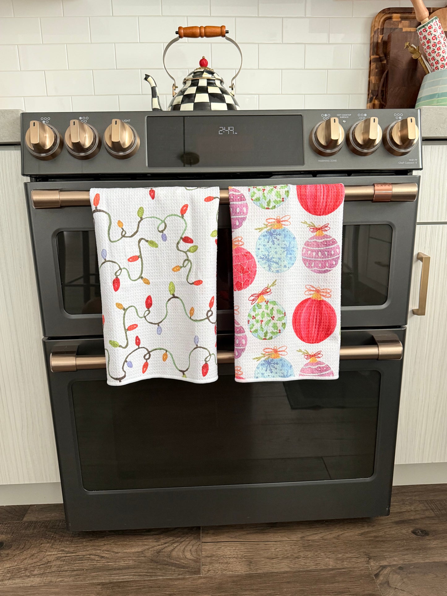 Dangling Delights: Double-Sided Hand Towel – crae.